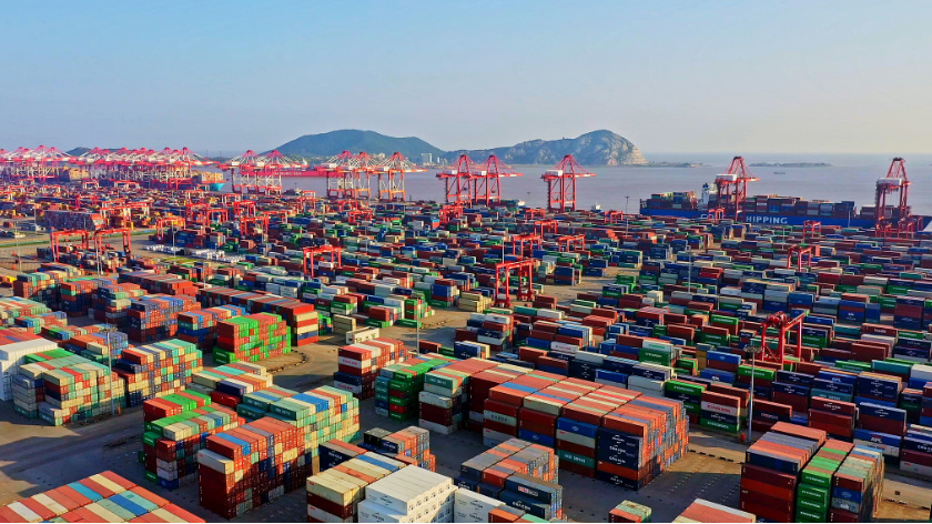 Shanghai Port Sets Record with Over 50 Million TEUs